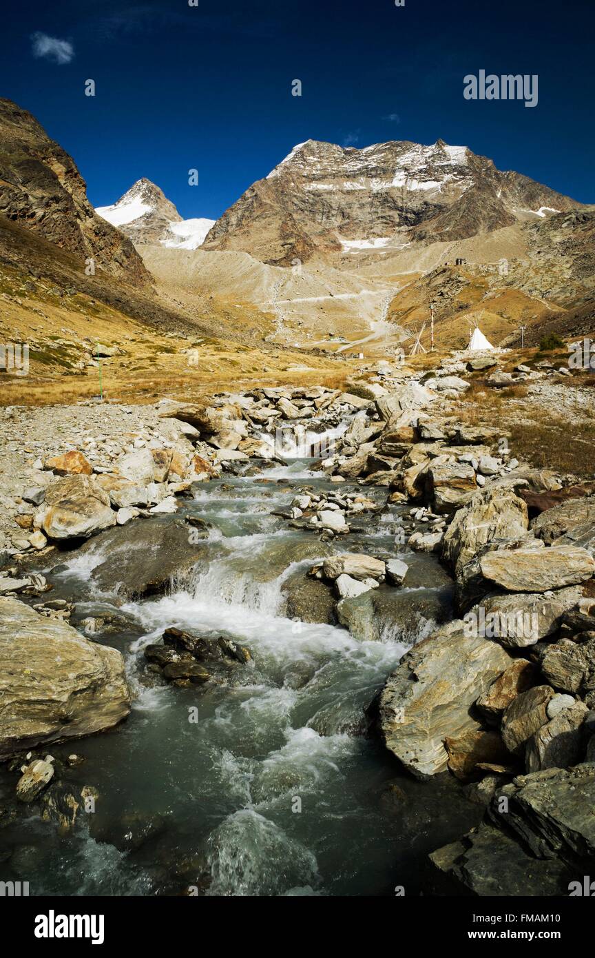 Switzerland, Canton of Valais, Saas Valley, Saas Grund, Kreuzboden 2397 ...