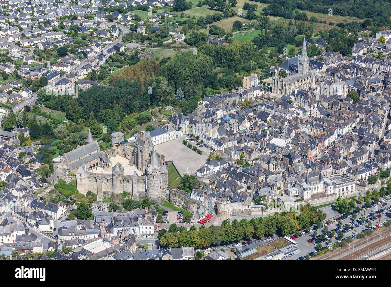 France vitre architecture building hi-res stock photography and images ...