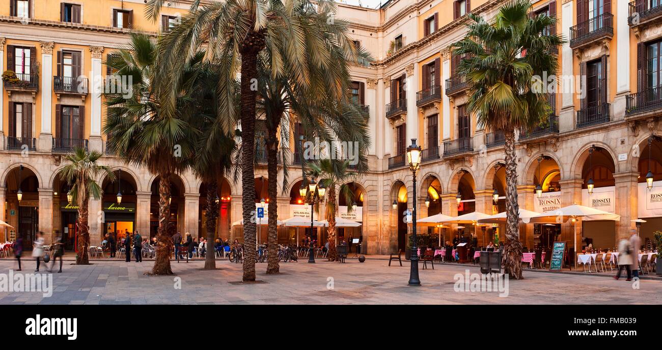 Spain, Catalonia, Barcelona, Placa Reial Stock Photo - Alamy