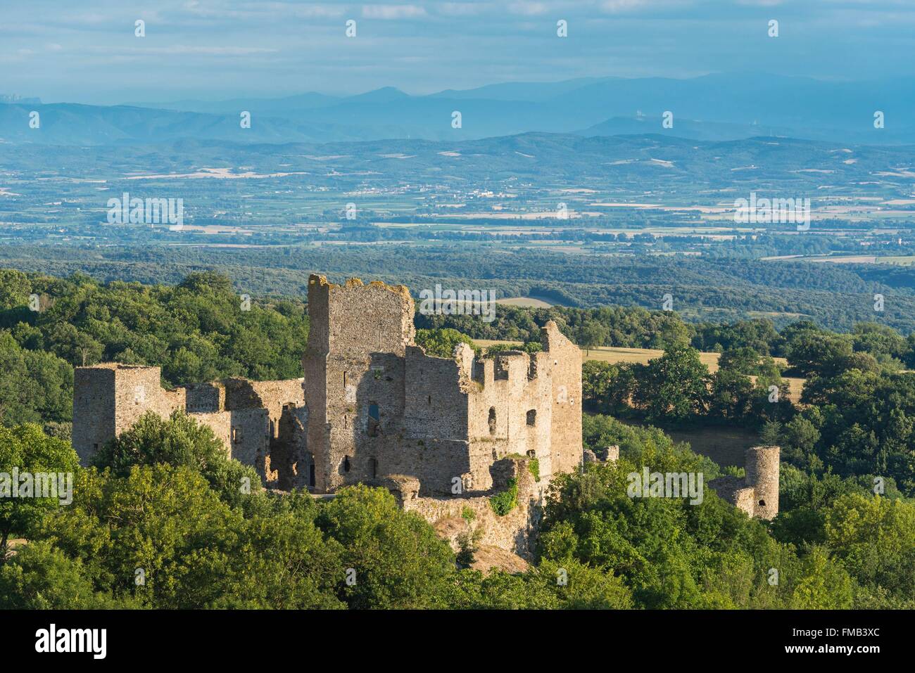 France, Aude, Cathare Country, Saissac village and its 10th century ...