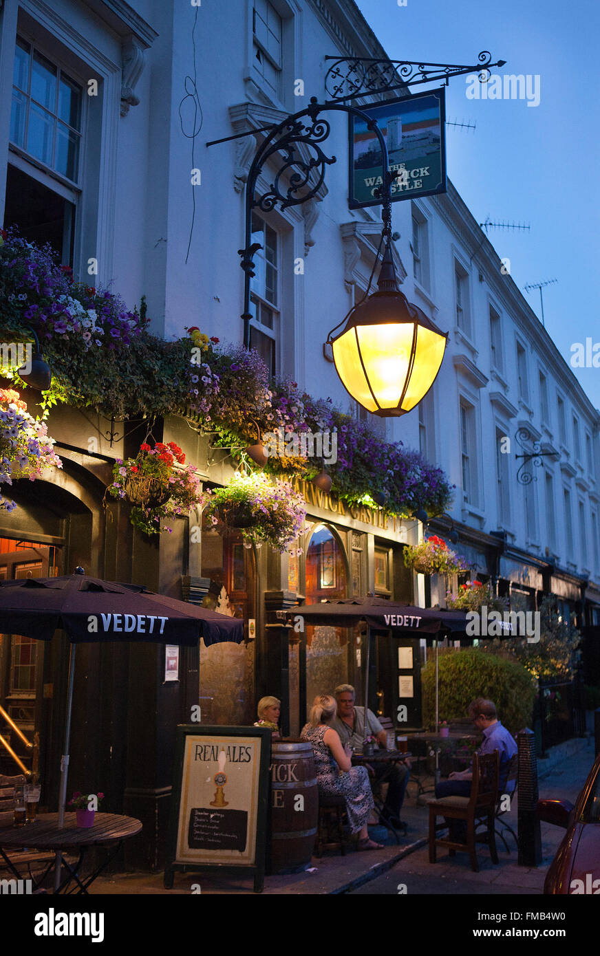 Warwick Castle pub in Little Venice,London Stock Photo - Alamy