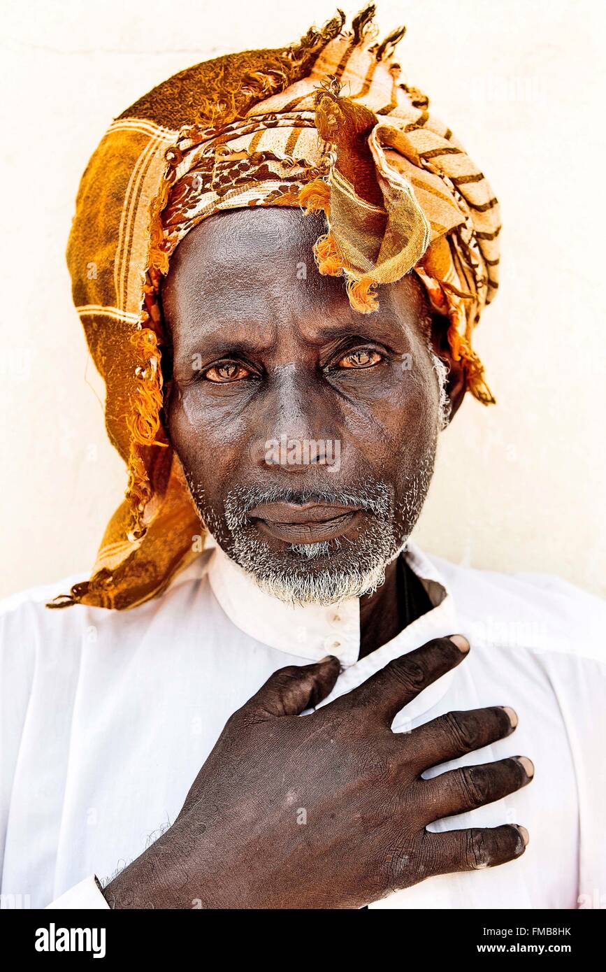 Old senegal man hi-res stock photography and images - Alamy