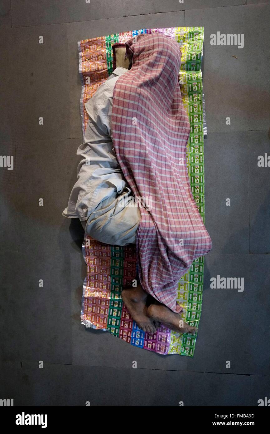 Indian sleeping hi-res stock photography and images - Alamy