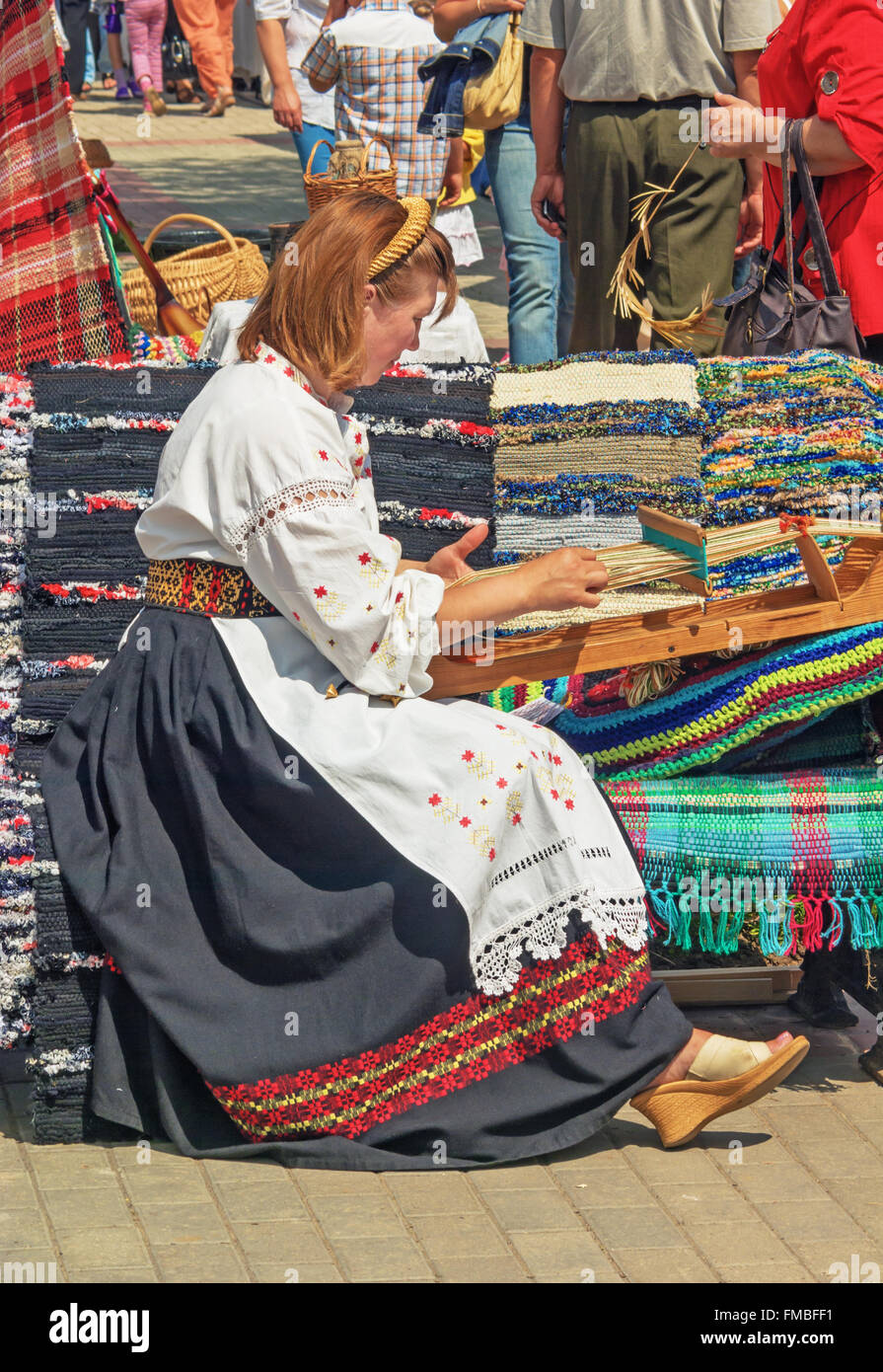 The folk master-woman and their works. The fair of folk crafts and arts ...