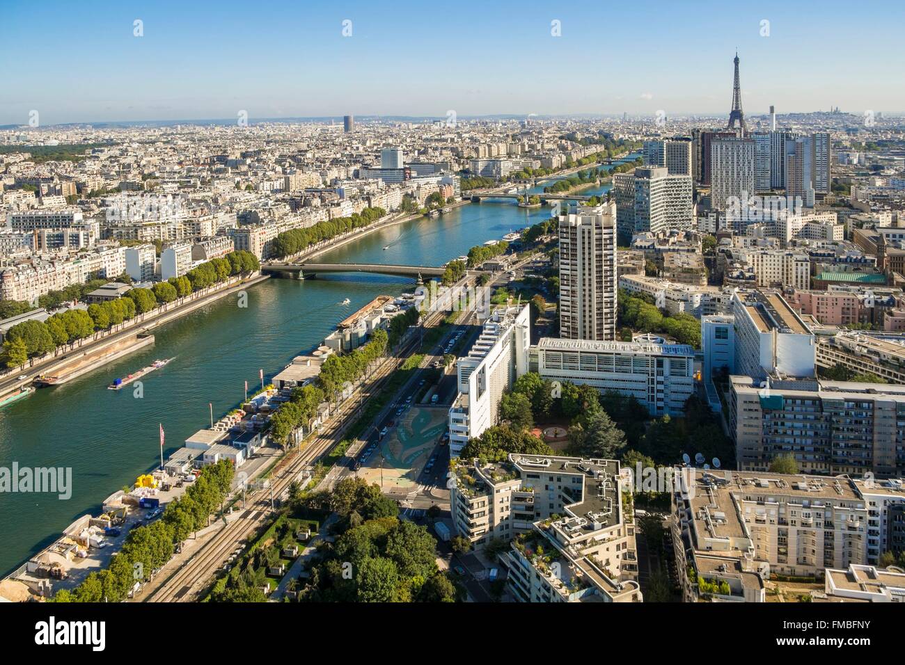 Front de seine aerial hi-res stock photography and images - Alamy