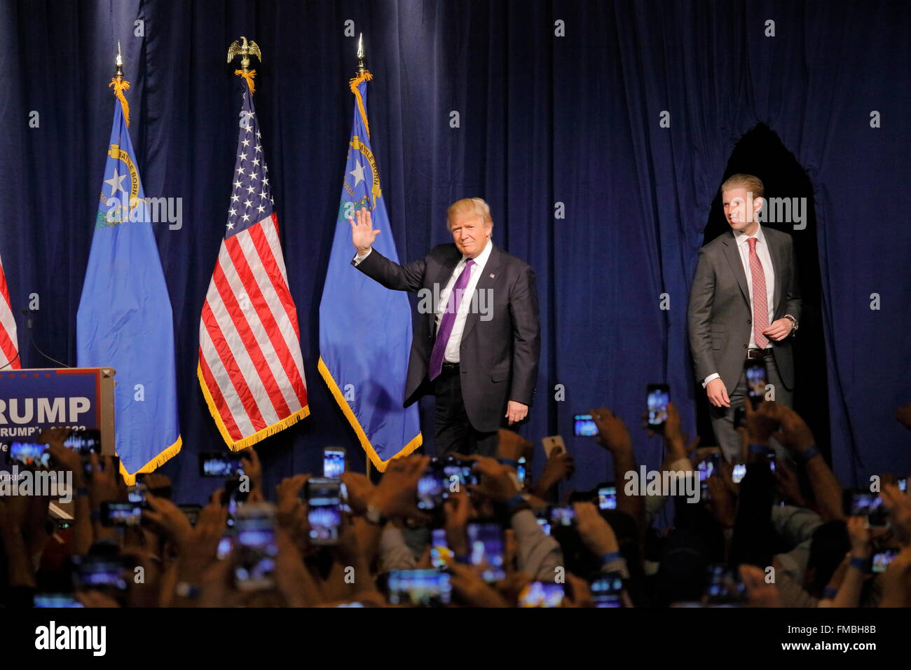 Donald trump speech hi-res stock photography and images - Alamy