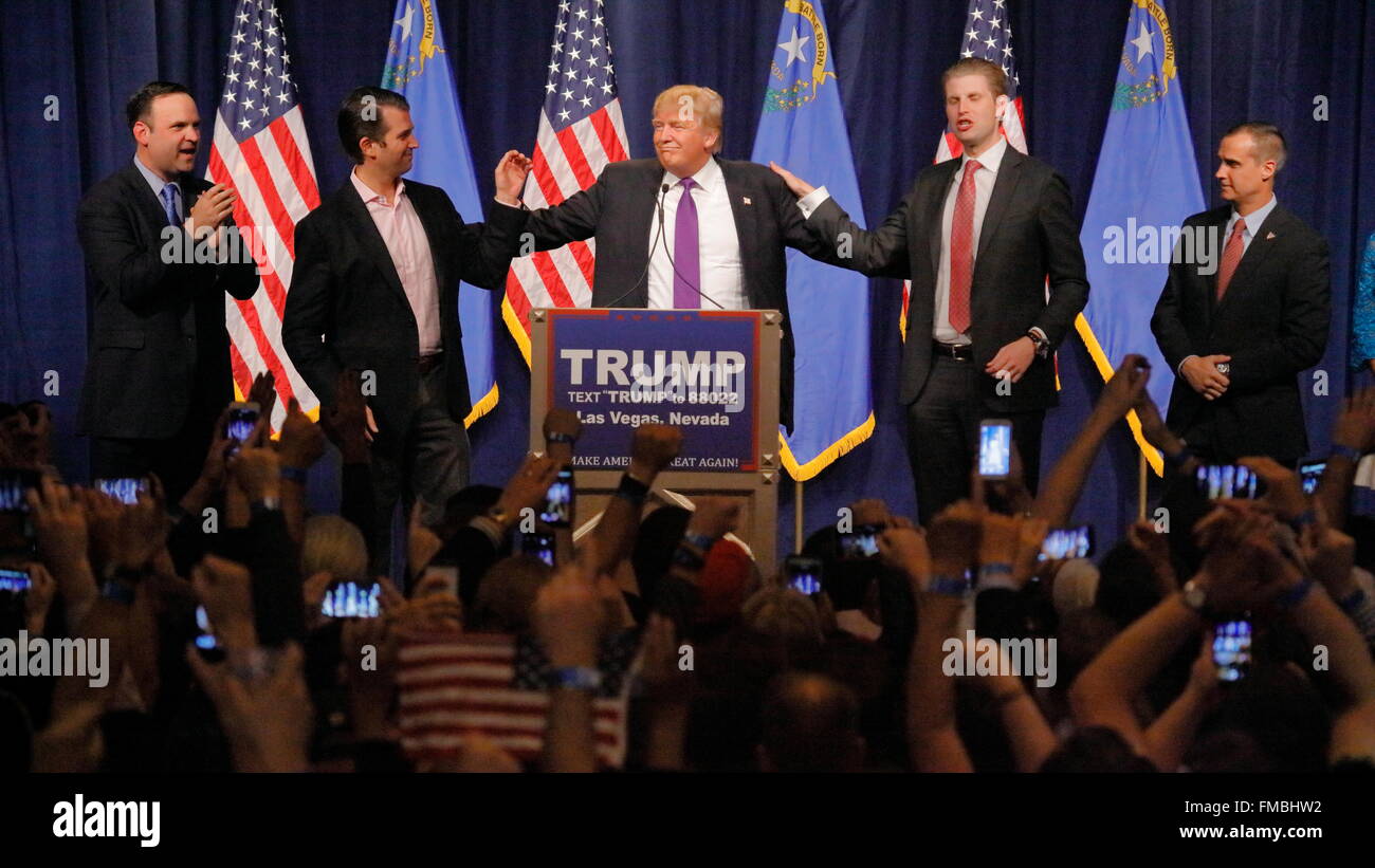 Donald trump speech hi-res stock photography and images - Alamy