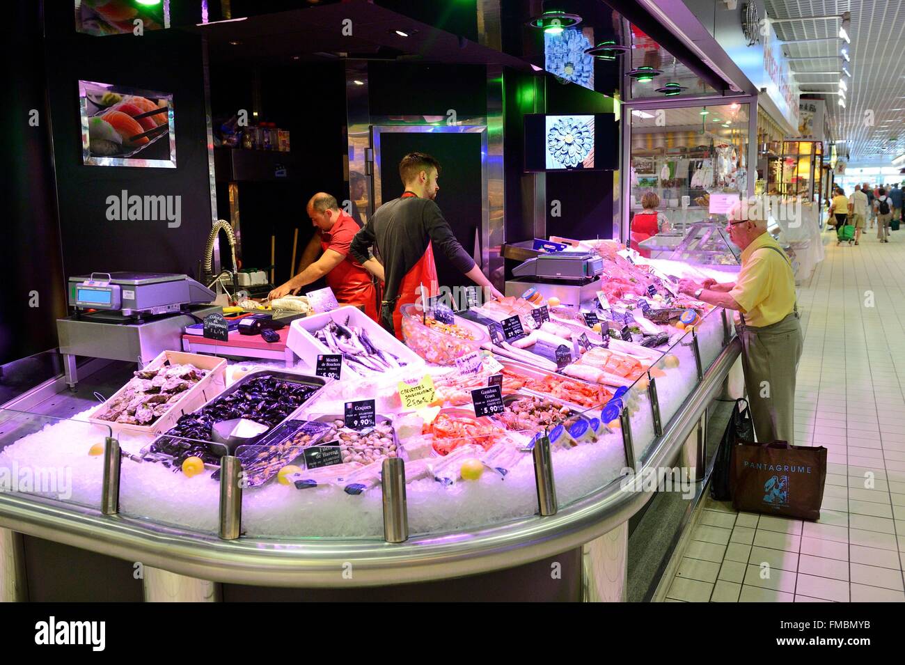 Market fish hi-res stock photography and images - Alamy