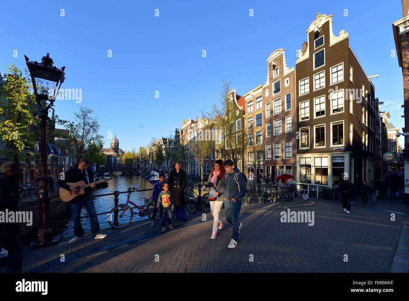 Amsterdam red light district day hi-res stock photography and images ...