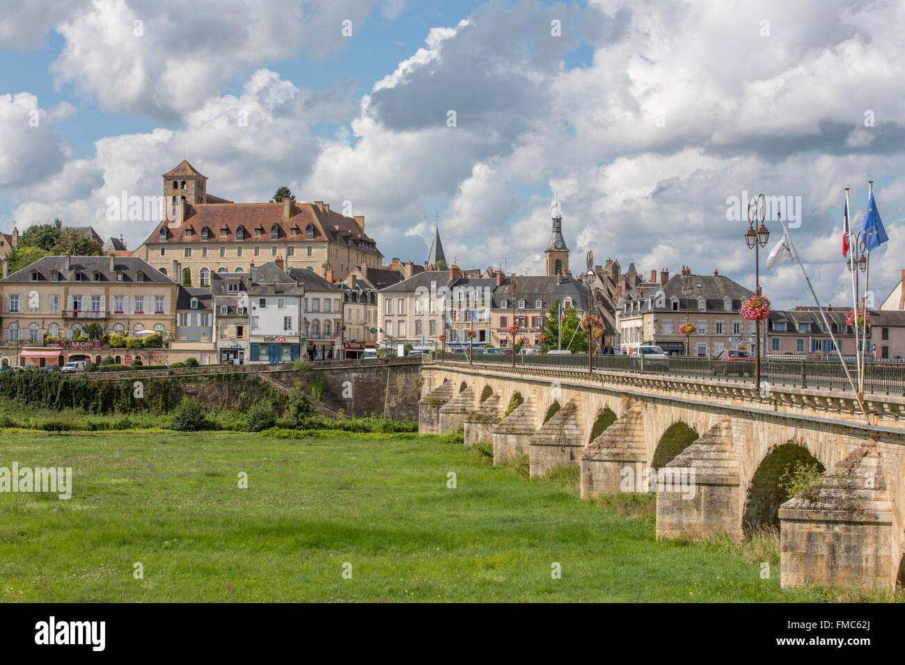 France, Nievre, Decize, Vieille Loire bridge Stock Photo - Alamy