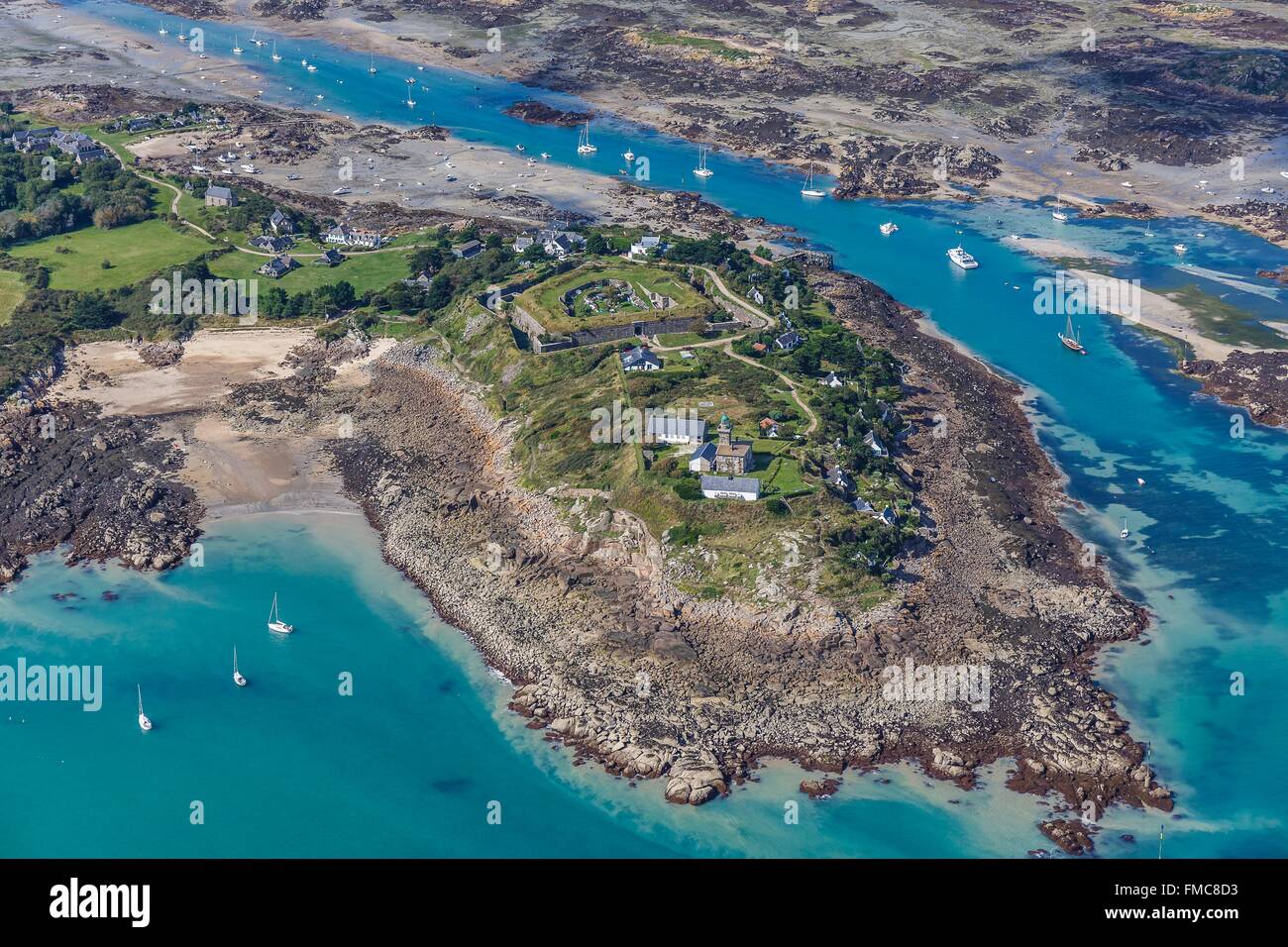 France, Manche, Chausey islands, Grande-Ile fort Vauban, the Pointe de ...