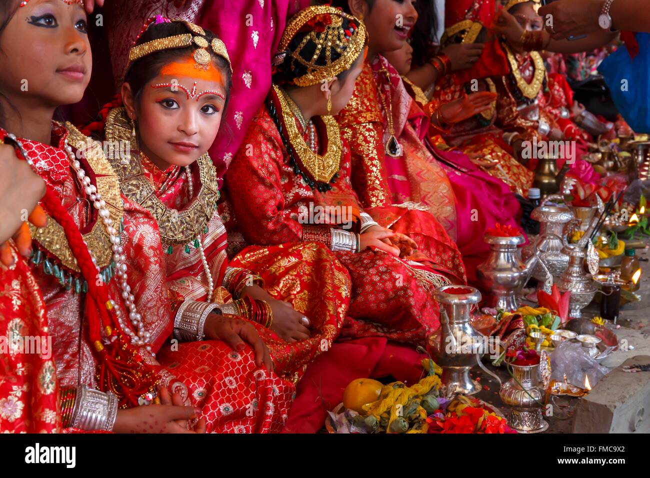 Nepal young people hi-res stock photography and images - Alamy