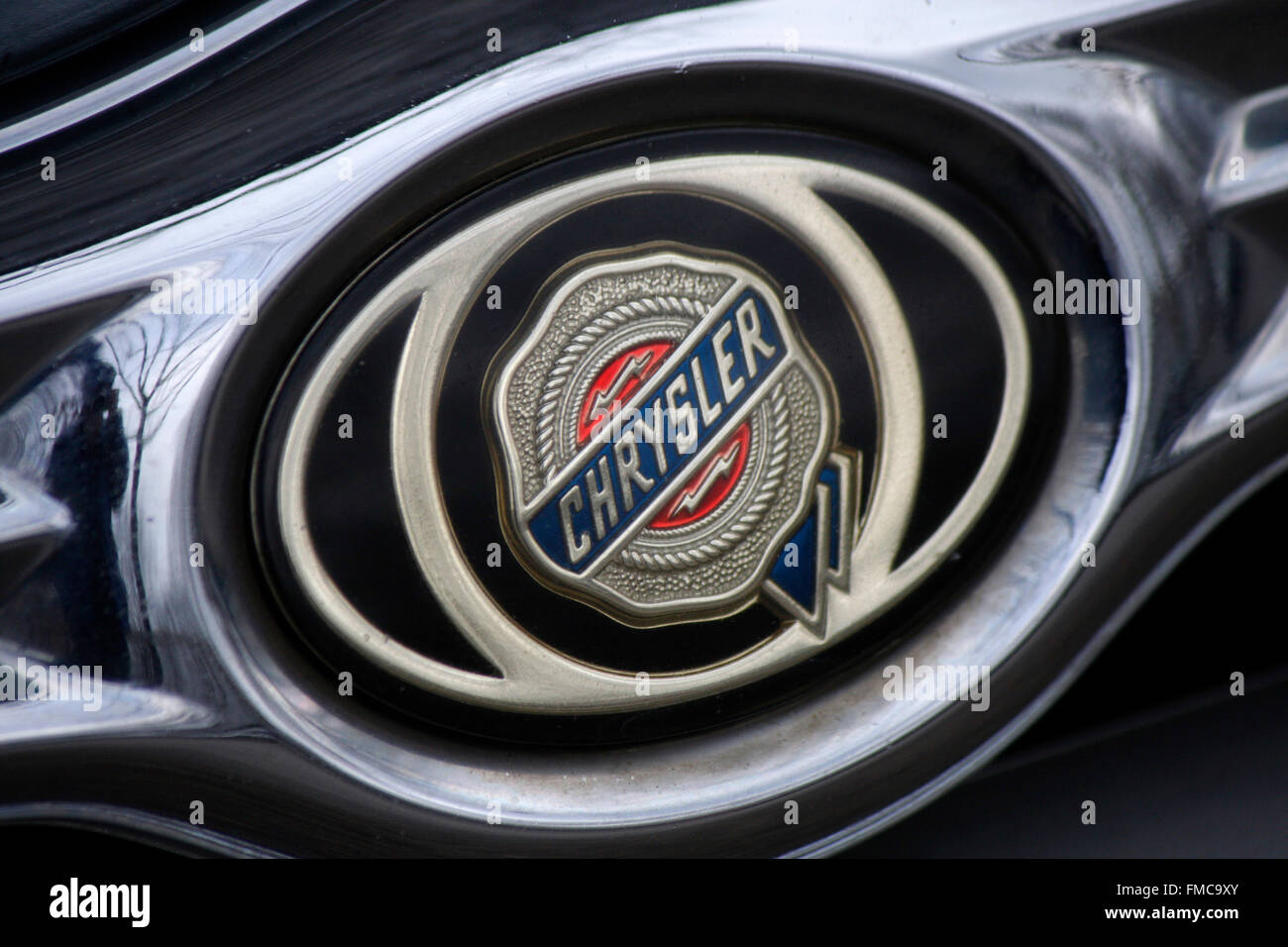 Logotipo De Chrysler Stratus Order An Atrapa Grill Chrysler Stratus