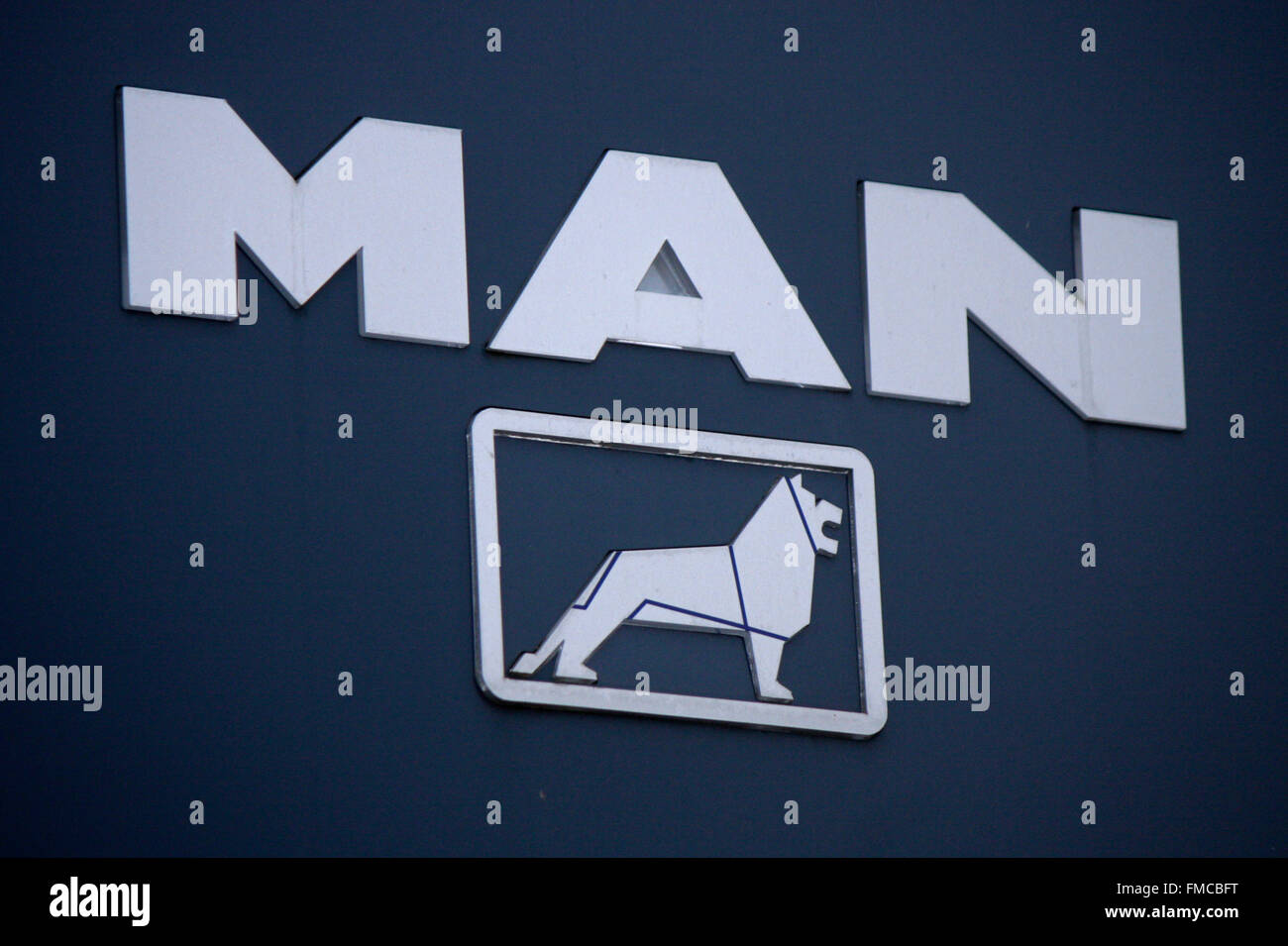 Man logo hi-res stock photography and images - Alamy
