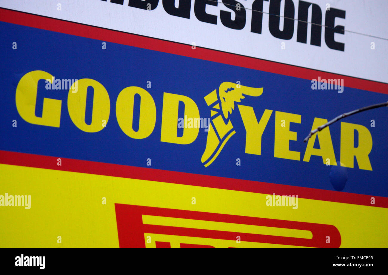 Goodyear logo hi-res stock photography and images - Alamy