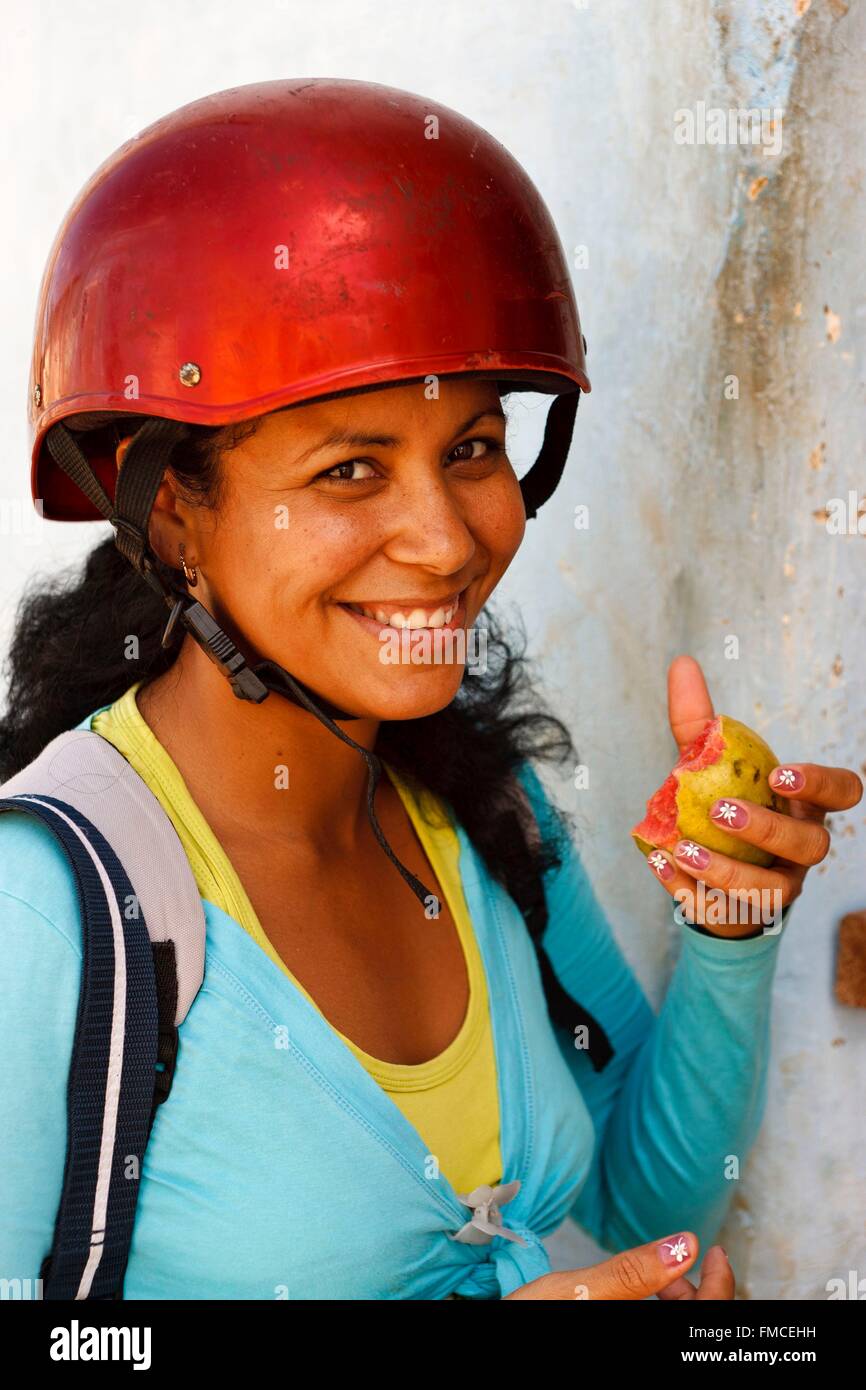 Cuba girl woman hi-res stock photography and images - Alamy
