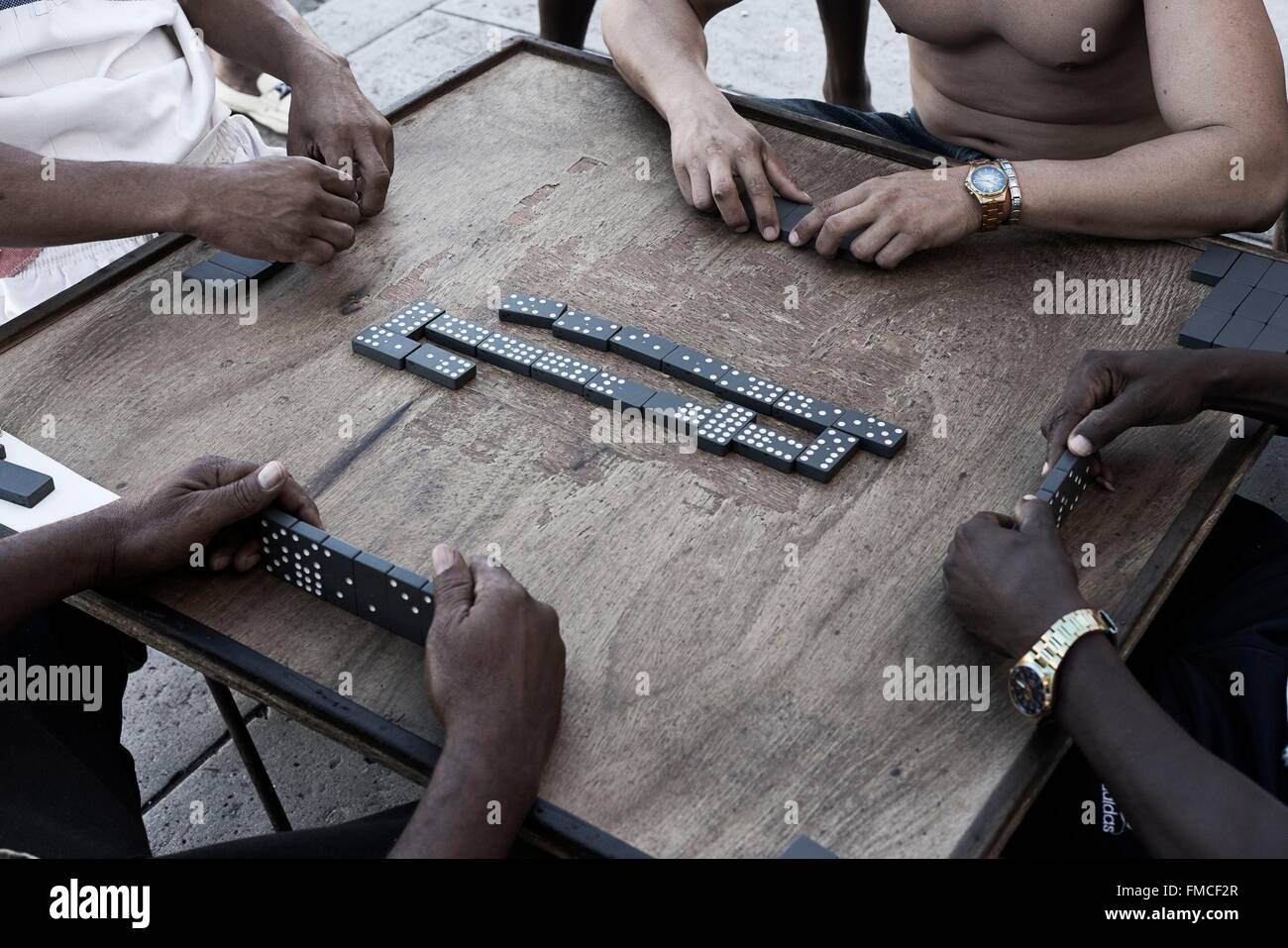 Cuba domino hi-res stock photography and images - Alamy