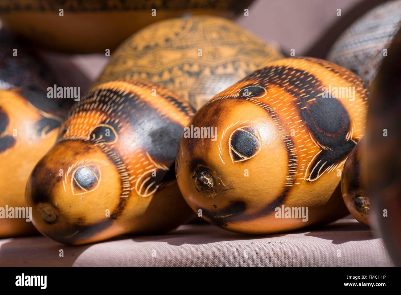 Peru, Cusco Province, Incas Sacred Valley, Chinchero, handicraft ...