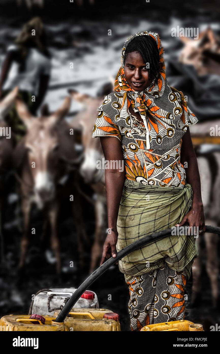 Senegal, Sahel, Ferlo region, Widou Thiengoly, Fetching water drilling ...