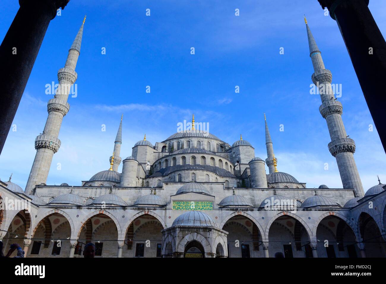 Turkey, Istanbul, inner courtyard of the blue mosque Stock Photo - Alamy