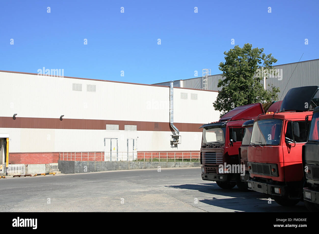 Transportation lorries hi-res stock photography and images - Alamy