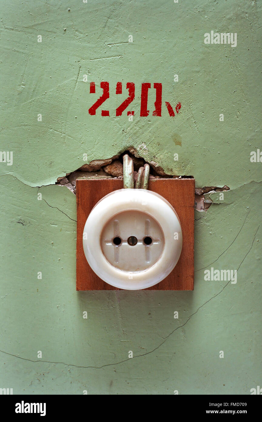 Electrical safety tag hi-res stock photography and images - Alamy