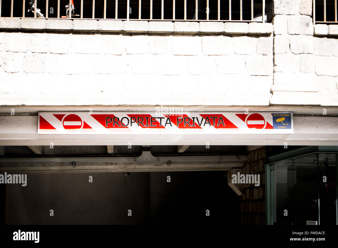 Italian warning hi-res stock photography and images - Alamy