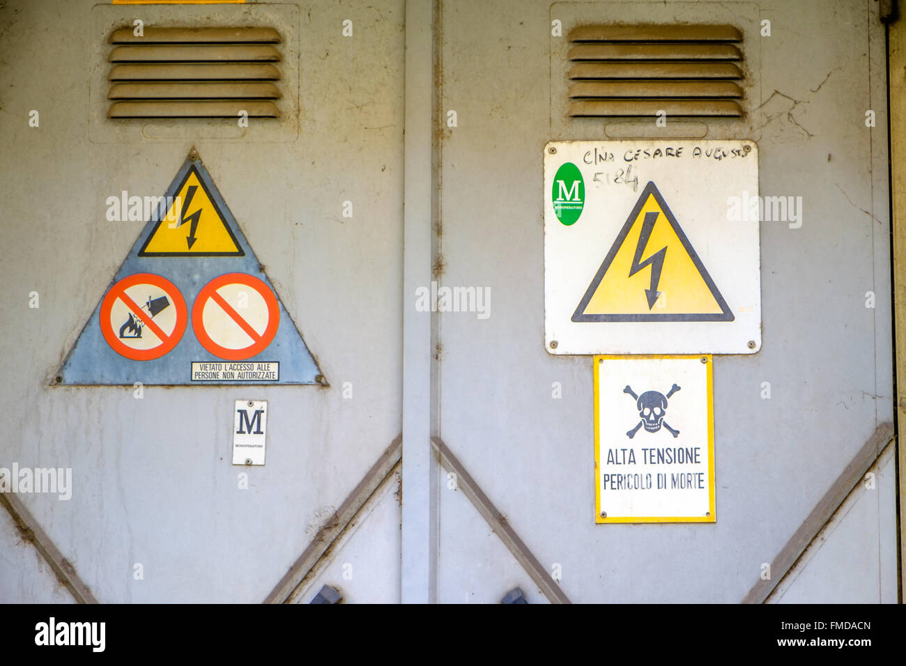 Italian warning hi-res stock photography and images - Alamy