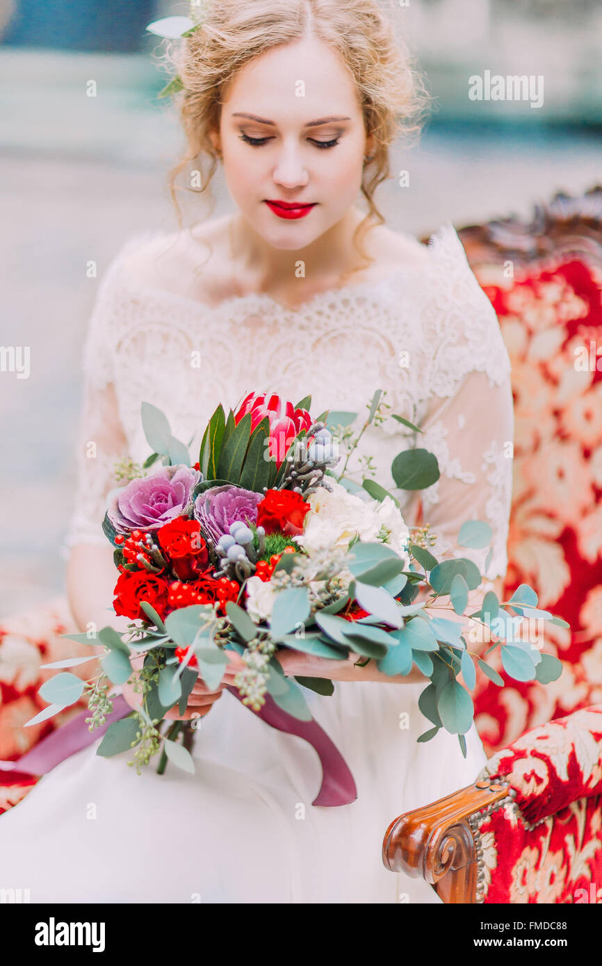Elegant blonde bride long hair hi-res stock photography and images - Alamy