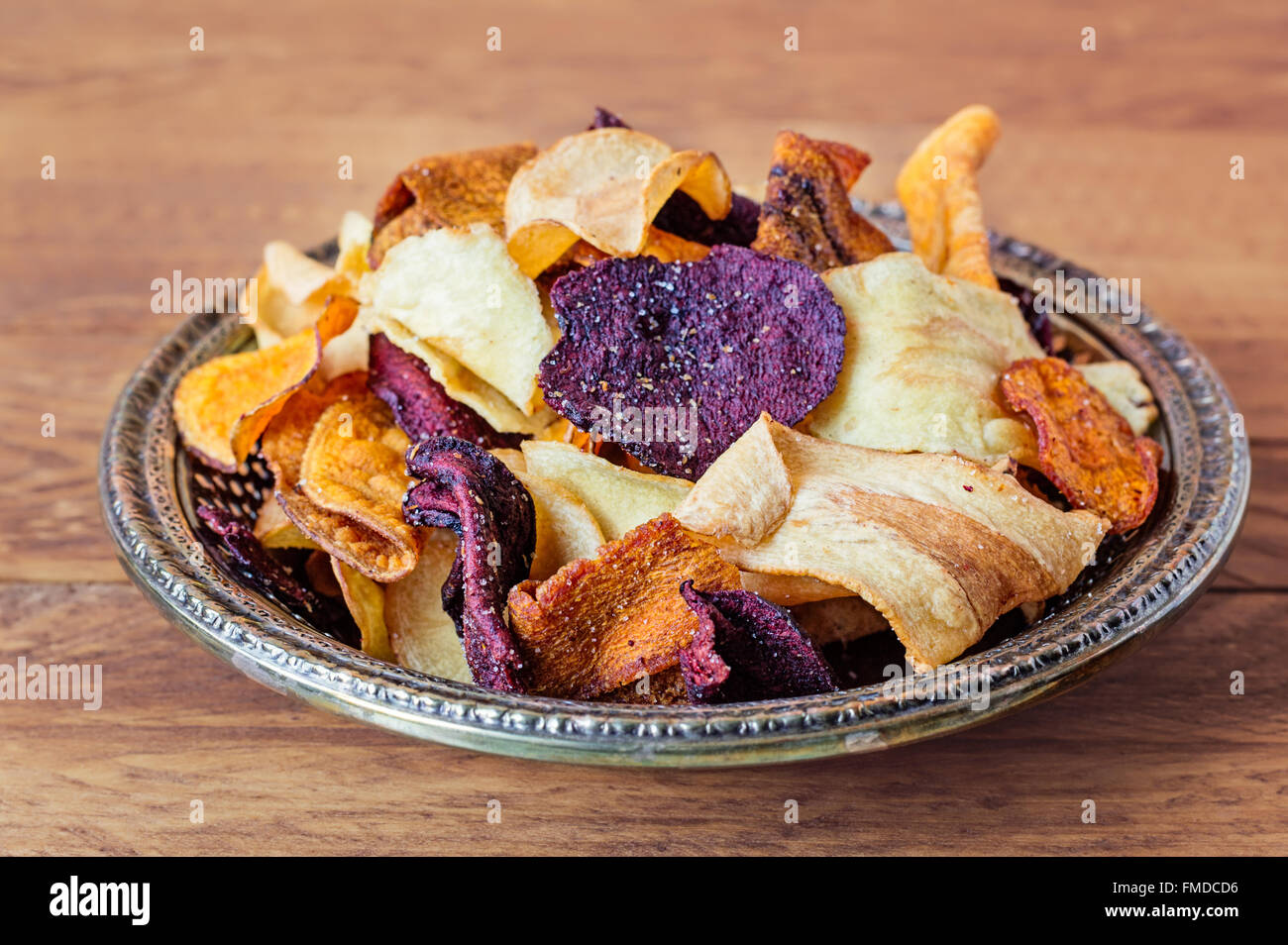 Vegetable crisps beetroot hi-res stock photography and images - Alamy