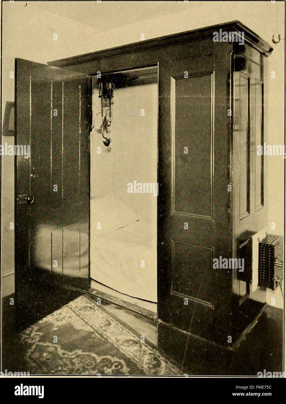 Physics applications hi-res stock photography and images - Alamy