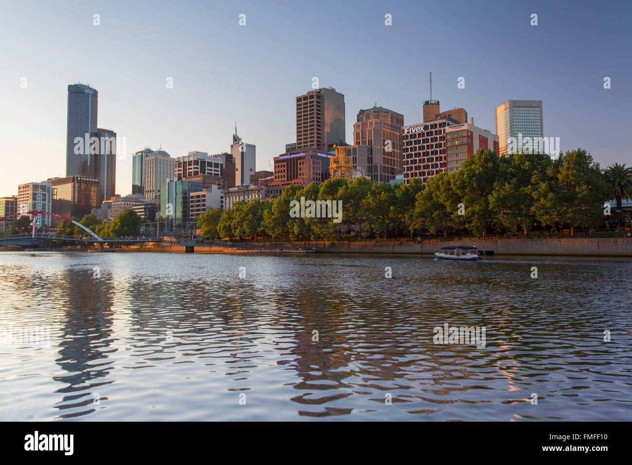 Skyline along Yarra River, Melbourne, Victoria, Australia Stock Photo ...