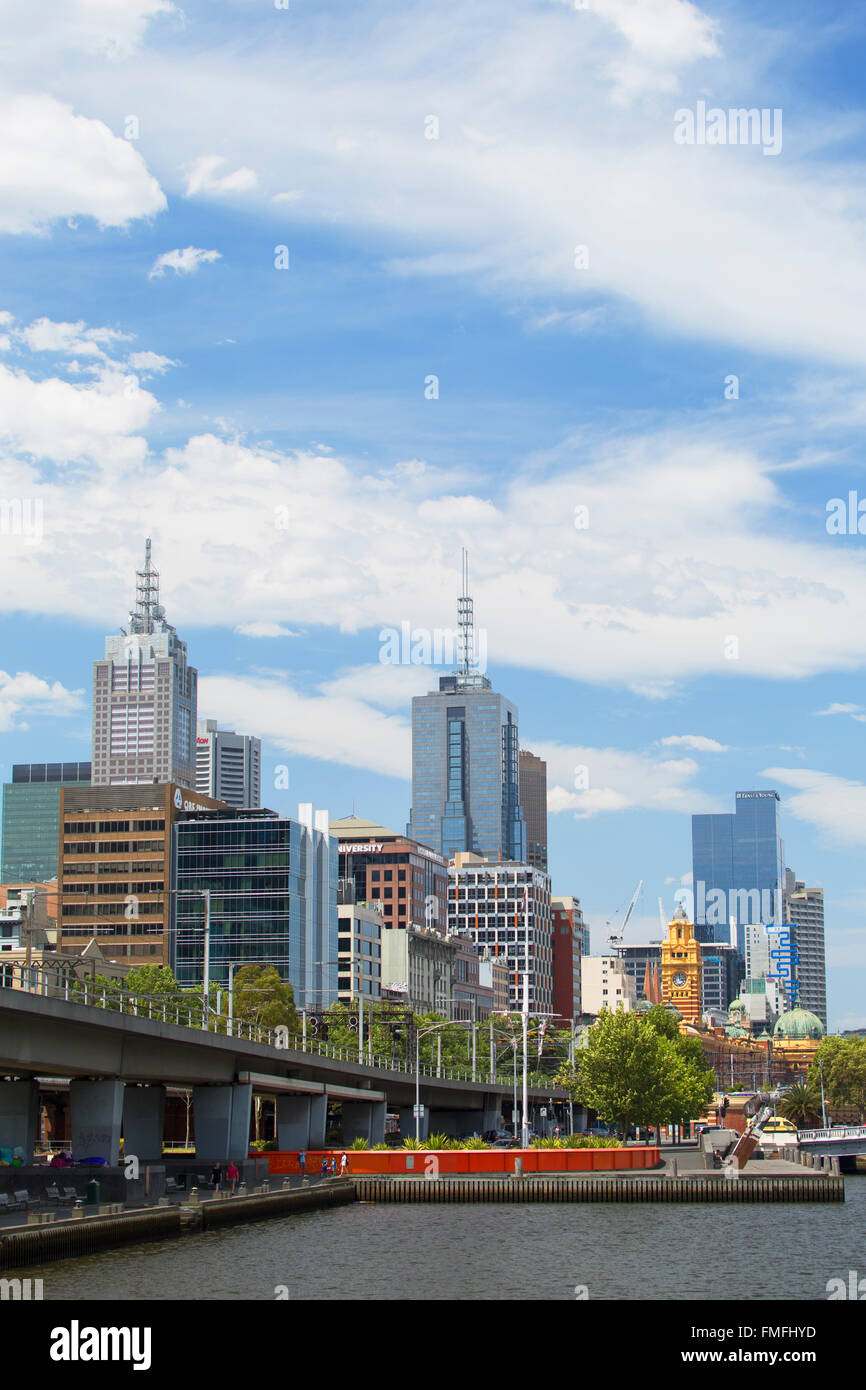 Skyline along Yarra River, Melbourne, Victoria, Australia Stock Photo ...
