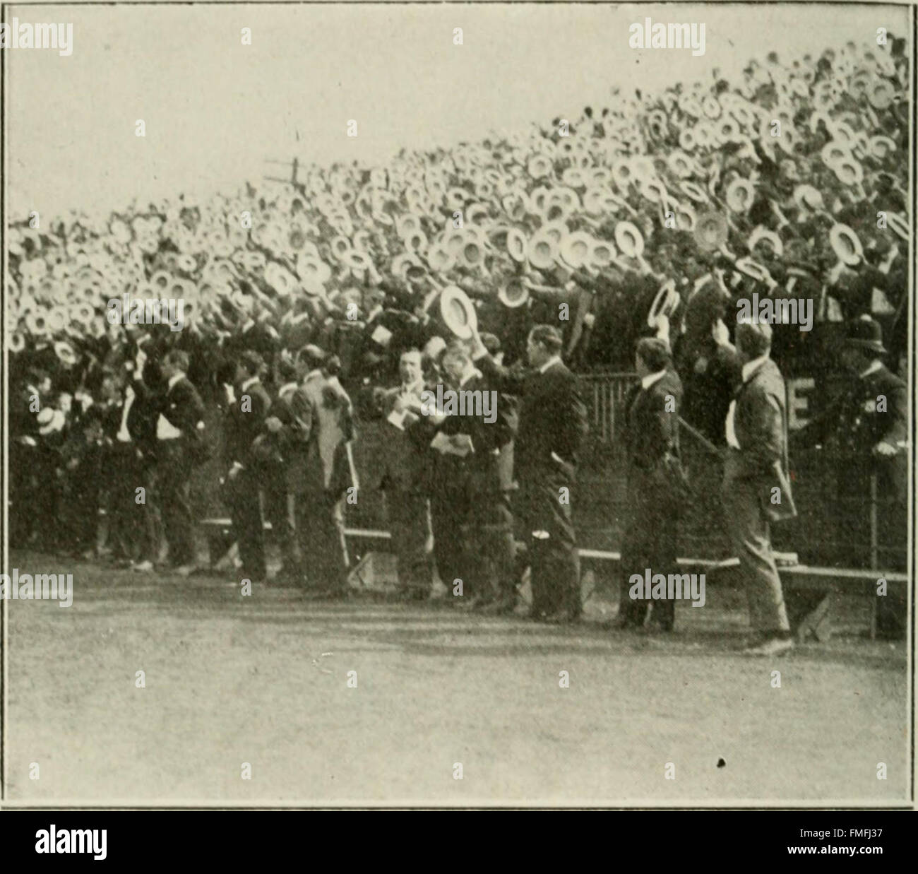 This 1918 guide provides a comprehensive history of the University of ...