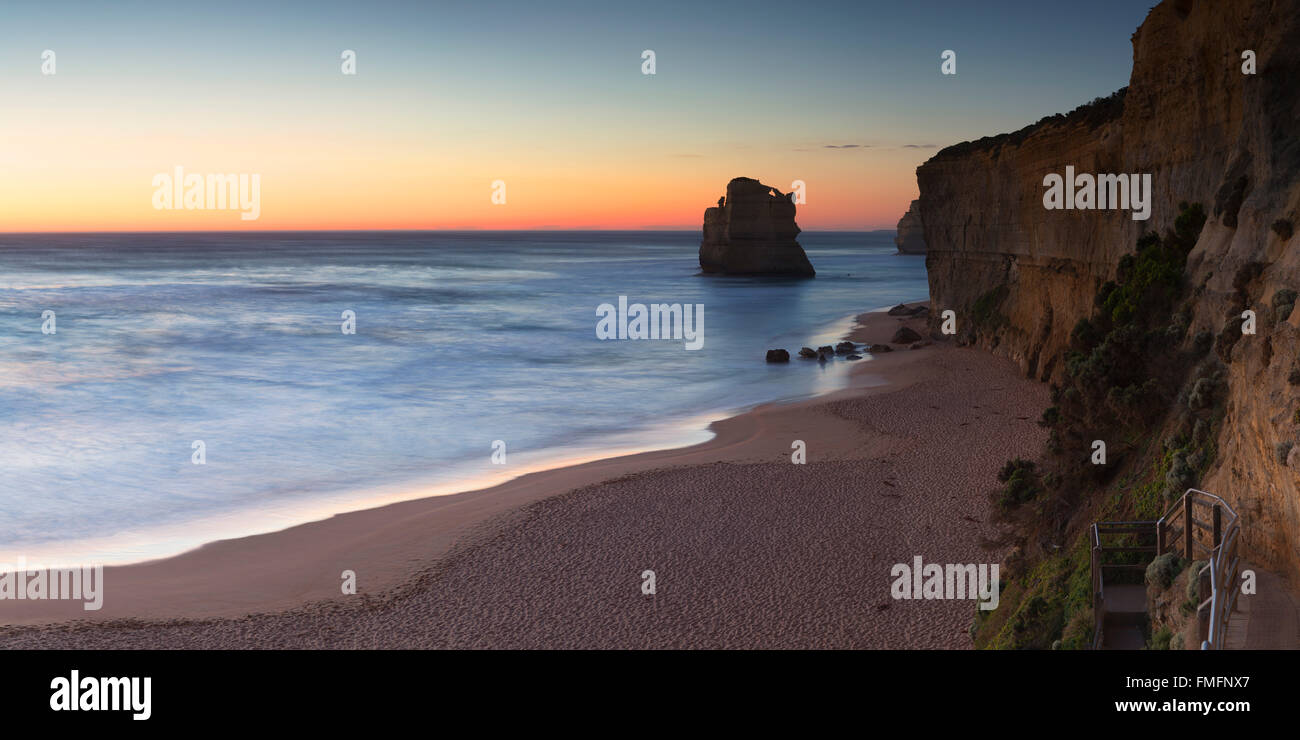Beach at Gibson Steps at sunset, Port Campbell National Park, Great ...
