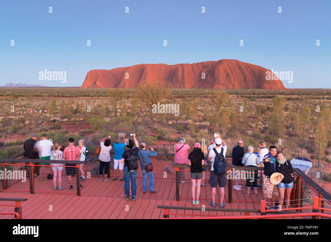 Tourists at Uluru (UNESCO World Heritage Site), Uluru-Kata Tjuta ...