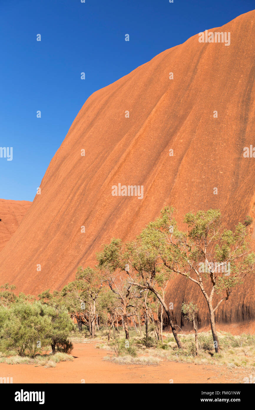 Uluru (UNESCO World Heritage Site), Uluru-Kata Tjuta National Park ...