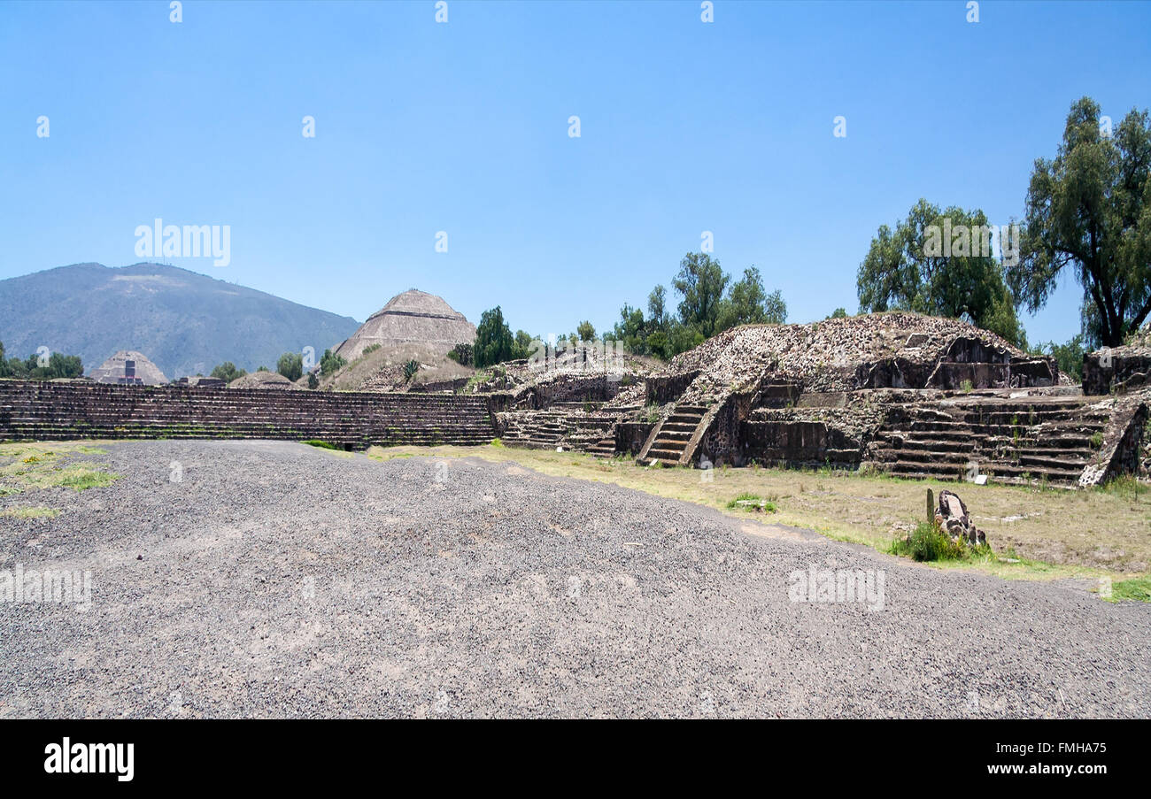 Pyramids of the sun and moon in the Avenue of the Dead Teotihuacan ...