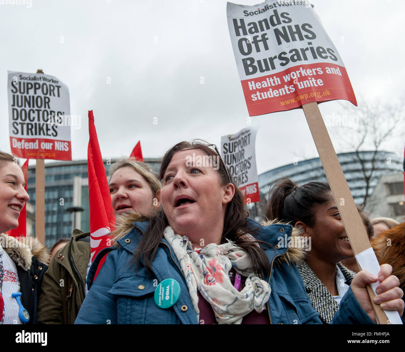 Junior doctors and their supporters on a picket line outside St Thomas ...