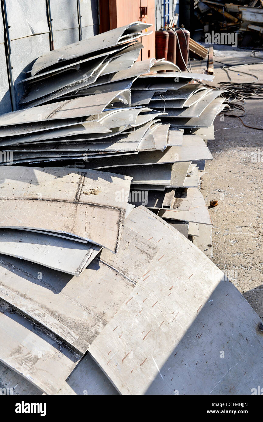 Industrial metal materials hi-res stock photography and images - Alamy