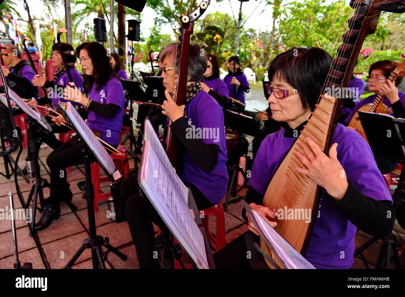 Yilan, China's Taiwan. 12th Mar, 2016. People play traditional Chinese ...