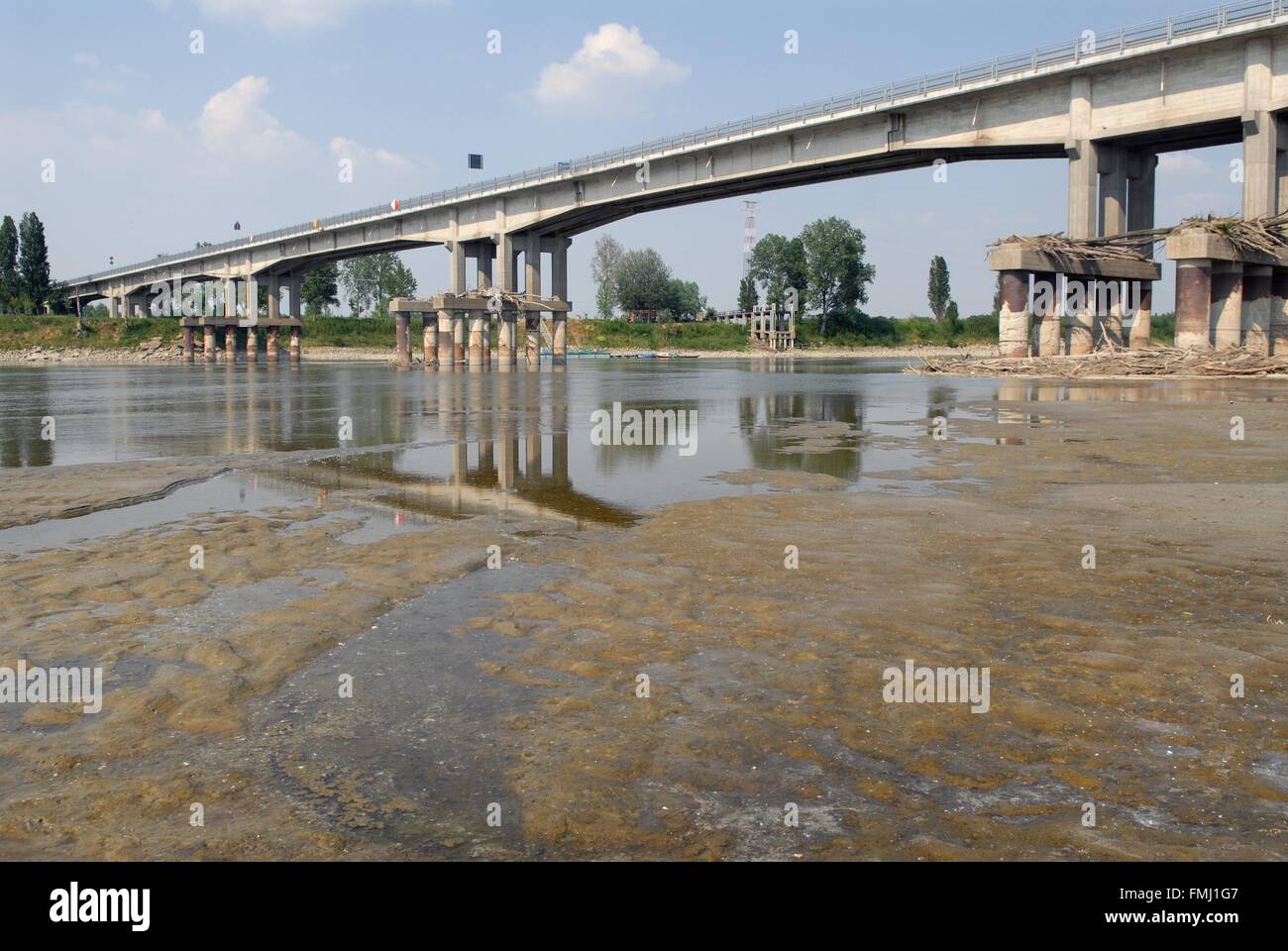 Italy, exceptional low water of the Po river at Boretto (Parma Stock ...