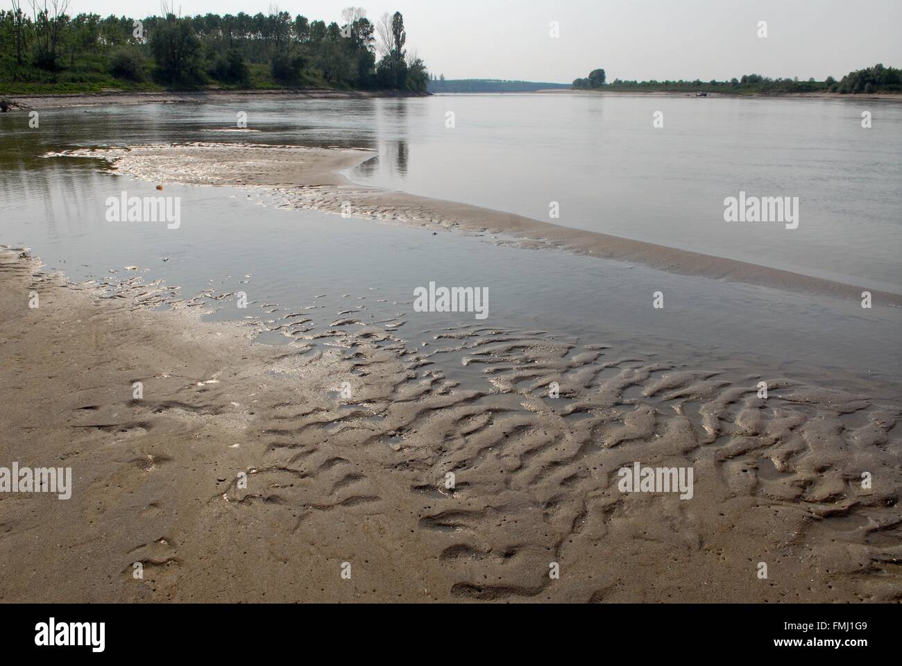 Italy, exceptional low water of the Po river at Boretto (Parma Stock ...