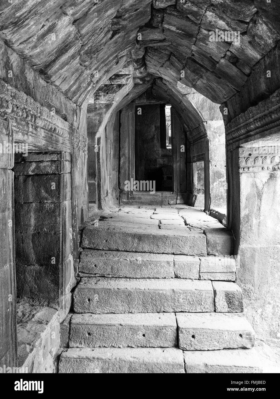 Steps and doorway of an ancient Asian building Stock Photo - Alamy