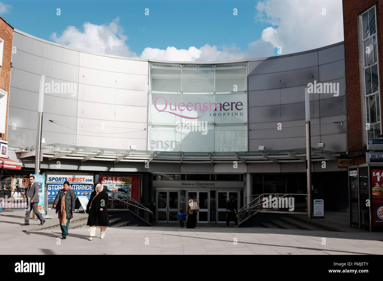 Slough Berkshire UK - Entrance to the Queensmere Shopping Centre in the ...