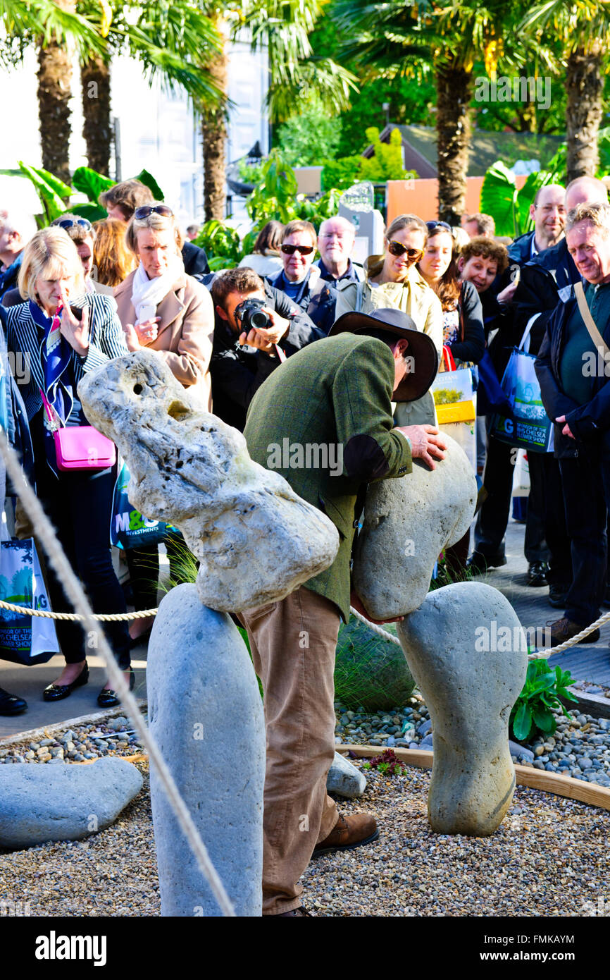 Stone balancing Sculptures Display by Adrian Gray Jacques,Popular Five ...