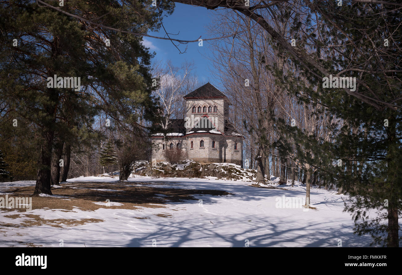 Little, fairy tale looking chapel just alongside of Saint Benois men's ...