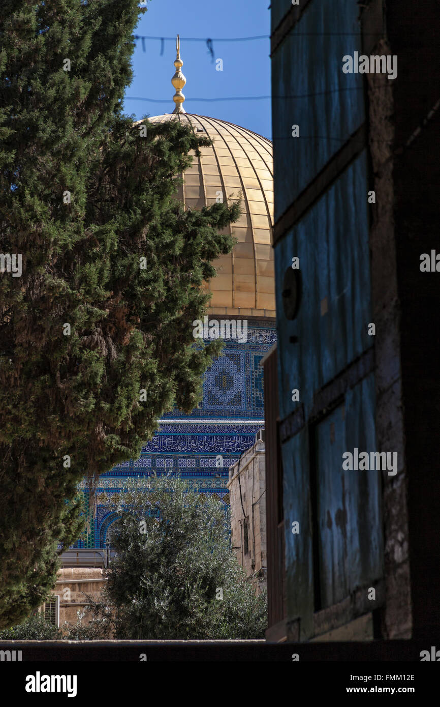 Abbasid architecture hi-res stock photography and images - Alamy