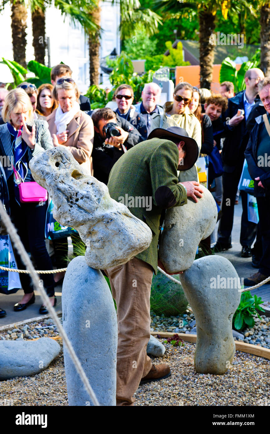 Stone balancing Sculptures Display by Adrian Gray Jacques,Popular Five ...