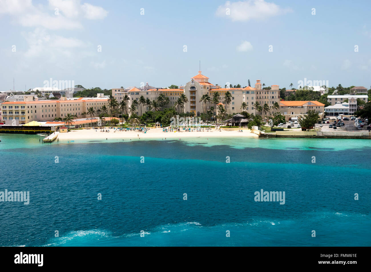 Large Beach Resort with deep blue ocean waters Stock Photo - Alamy